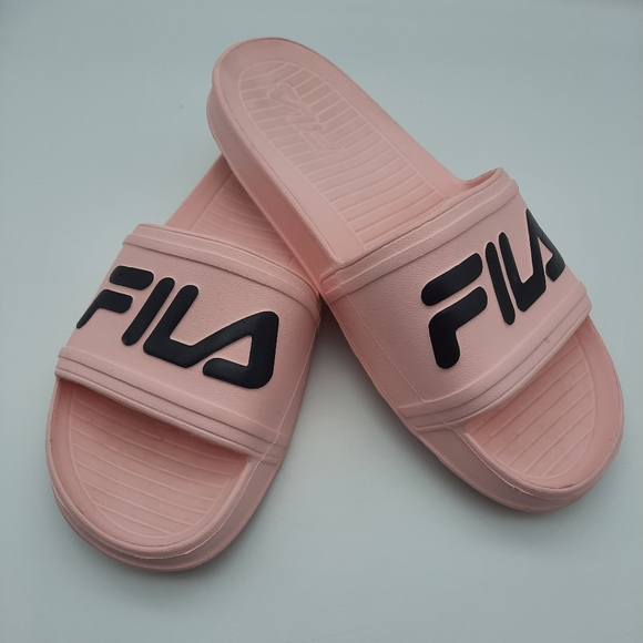 Fila | Shoes | Fila Pink Slides Black Logo Size Xs 6 | Poshmark